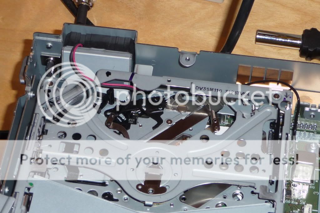 DIY Replacement of an RNS-E DVD Drive Laser | Audi TT Forum